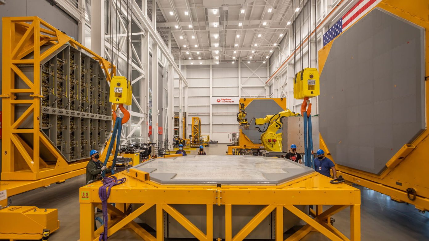 Raytheon Technologies awarded $619 million US Navy contract for SPY-6 ...